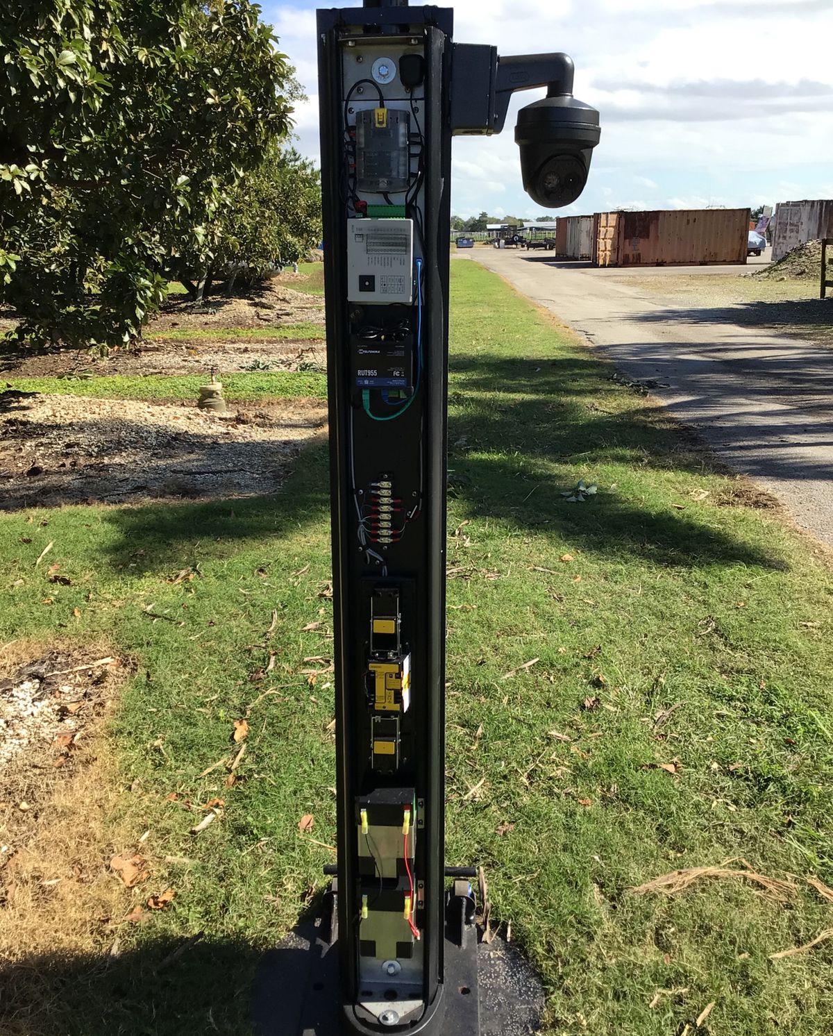 RUT955 Installation Photos - Teltonika Networks Wiki